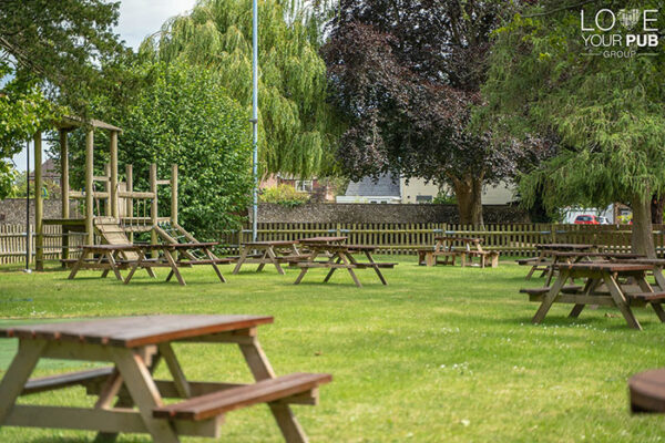 Find Us - The White Hart Pub, Denmead