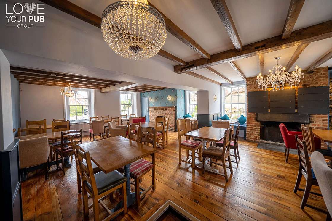 The White Hart Pub, Denmead, Hampshire, Great food & drink